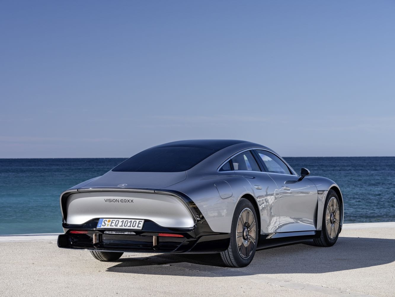 Mercedes-Benz VISION EQXX technical specifications and fuel economy